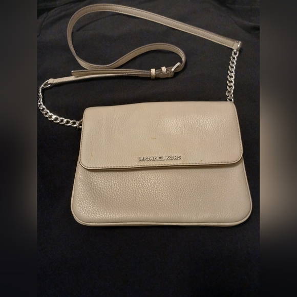 Michael Kors | Bags | Michael Kors Small Leather Crossbody Handbag ...